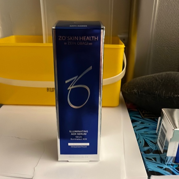 zo skin health | Skincare | Zo Skin Health Illuminating Aox Serum ...